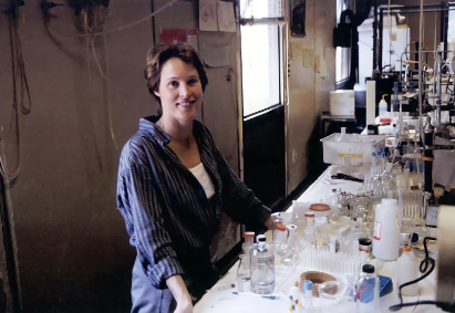 Frances Arnold : The “Teenage Runaway” Nobel Laureate – Her Stem Space